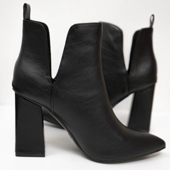 BAMBOO | Shoes | Nwot Bamboo Boot Side Slit Black Heels 8 | Poshmark